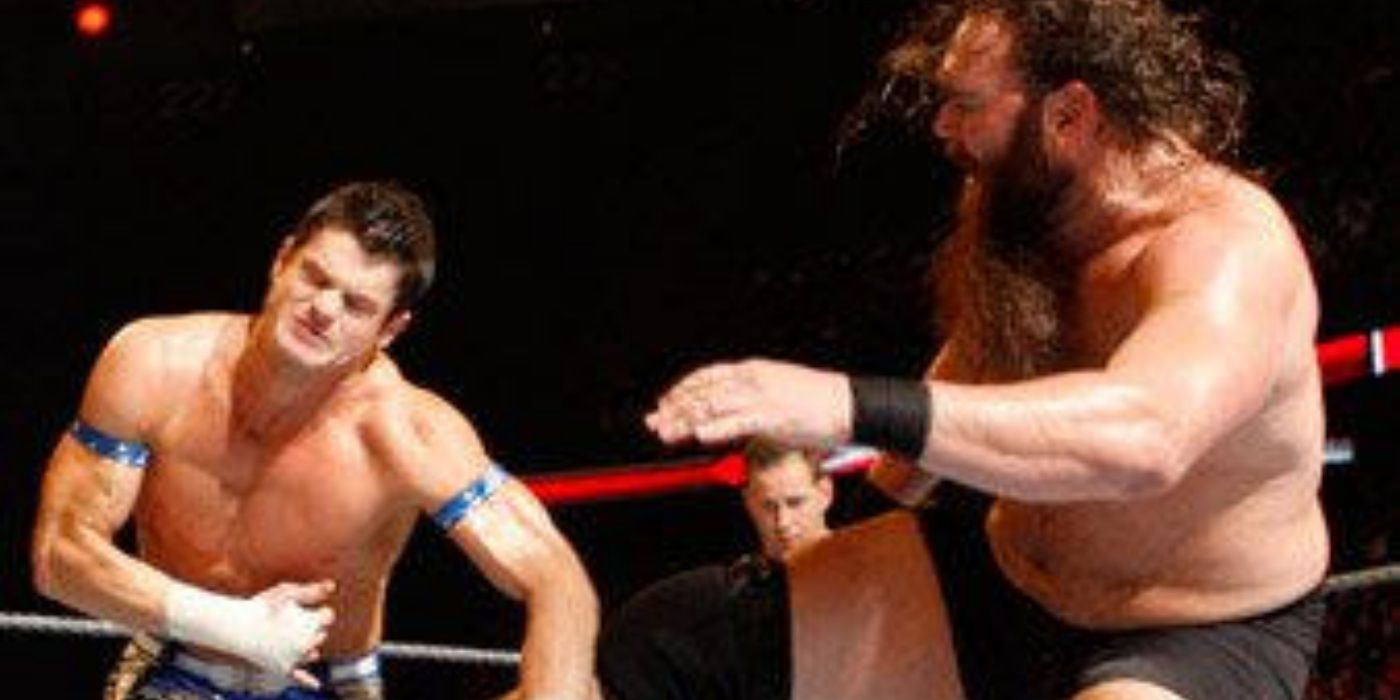 10 Times Small Wrestlers Squashed Giants in WWE