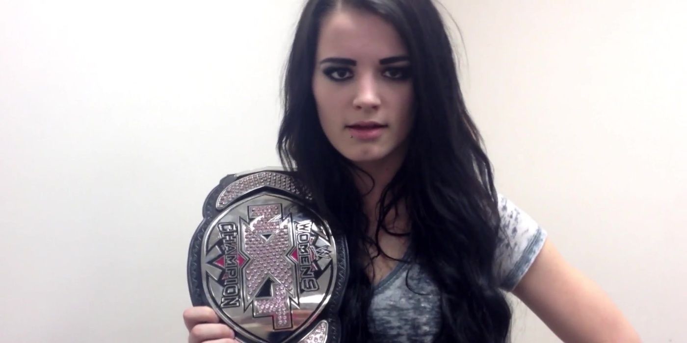 Every WWE Women's Championship Belt Design, Ranked