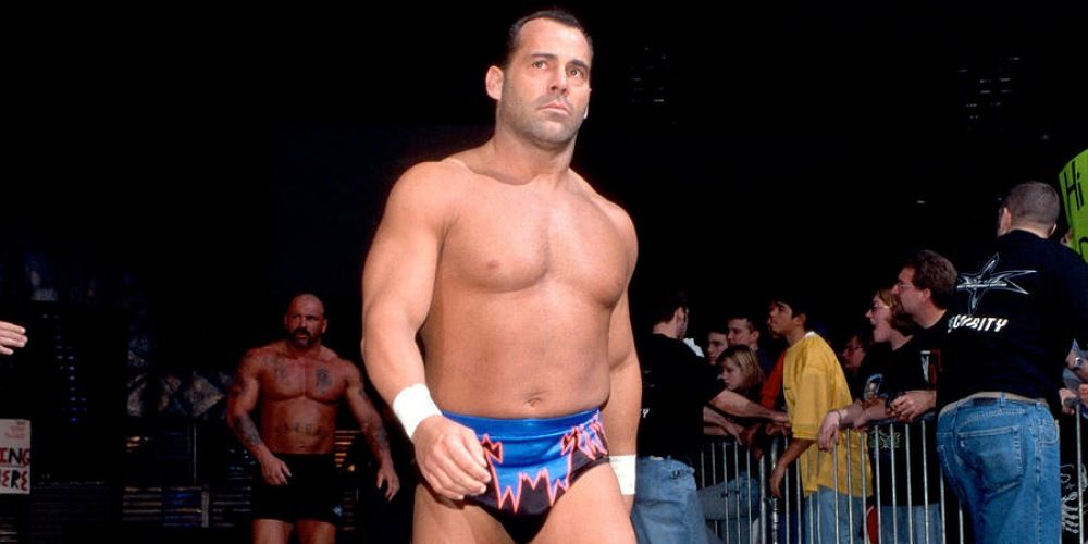 10 Wrestling Legends WWE Had On Their Roster (& Did Nothing With)