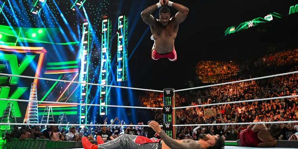 Top 10 Wrestling Finishers Which Look Awesome (That Would Never Work In ...