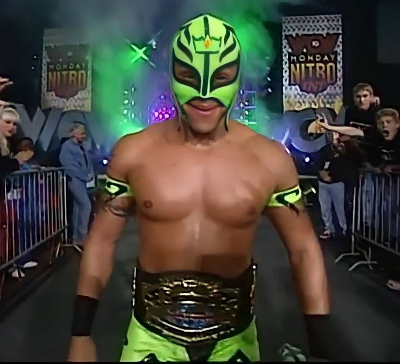 Rey Mysterio's Body Transformation Over The Years, Told In Photos