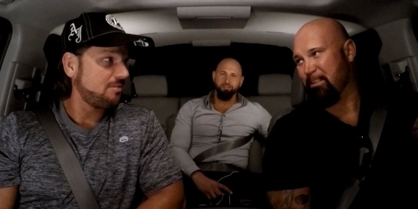 10 Strange Wrestling Traditions Fans Should Know About