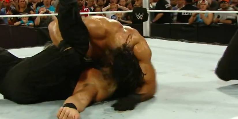 10 Strange Wrestling Traditions Fans Should Know About