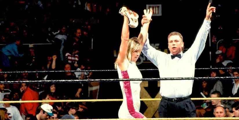 10 Women's Wrestlers From The 1990s With The Best Physiques