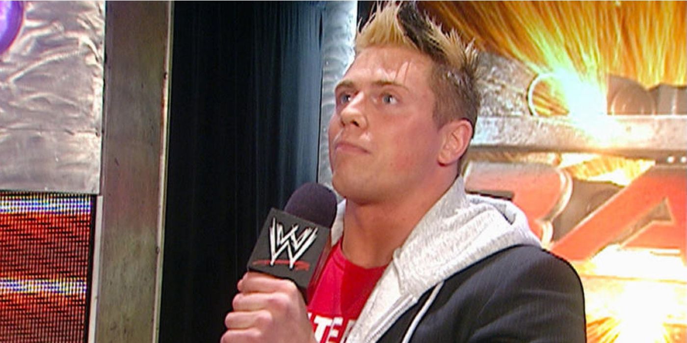 Infamous WWE Promo Botches That Made Fans Laugh & Cringe