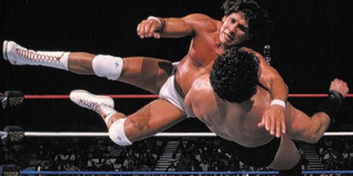 14 Worst Finishers Of WWE's Golden Era