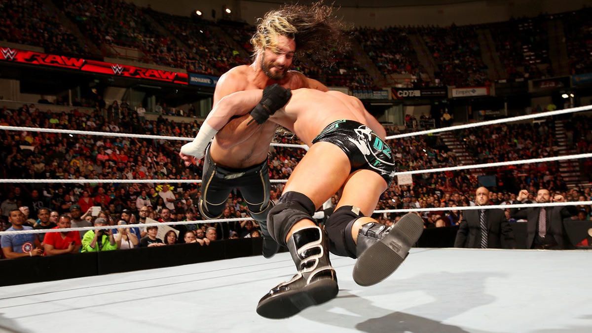 10 Pro Wrestling Moves That We Can't Believe Were Used As Finishers