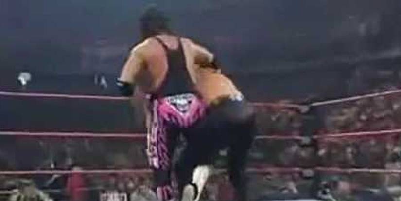 10 Most Iconic Moves Of Bret Hart's Wrestling Career, Ranked