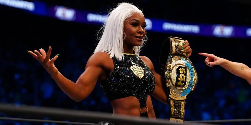 10 Best Women's Wrestlers Of All Time (Based On Their Look)