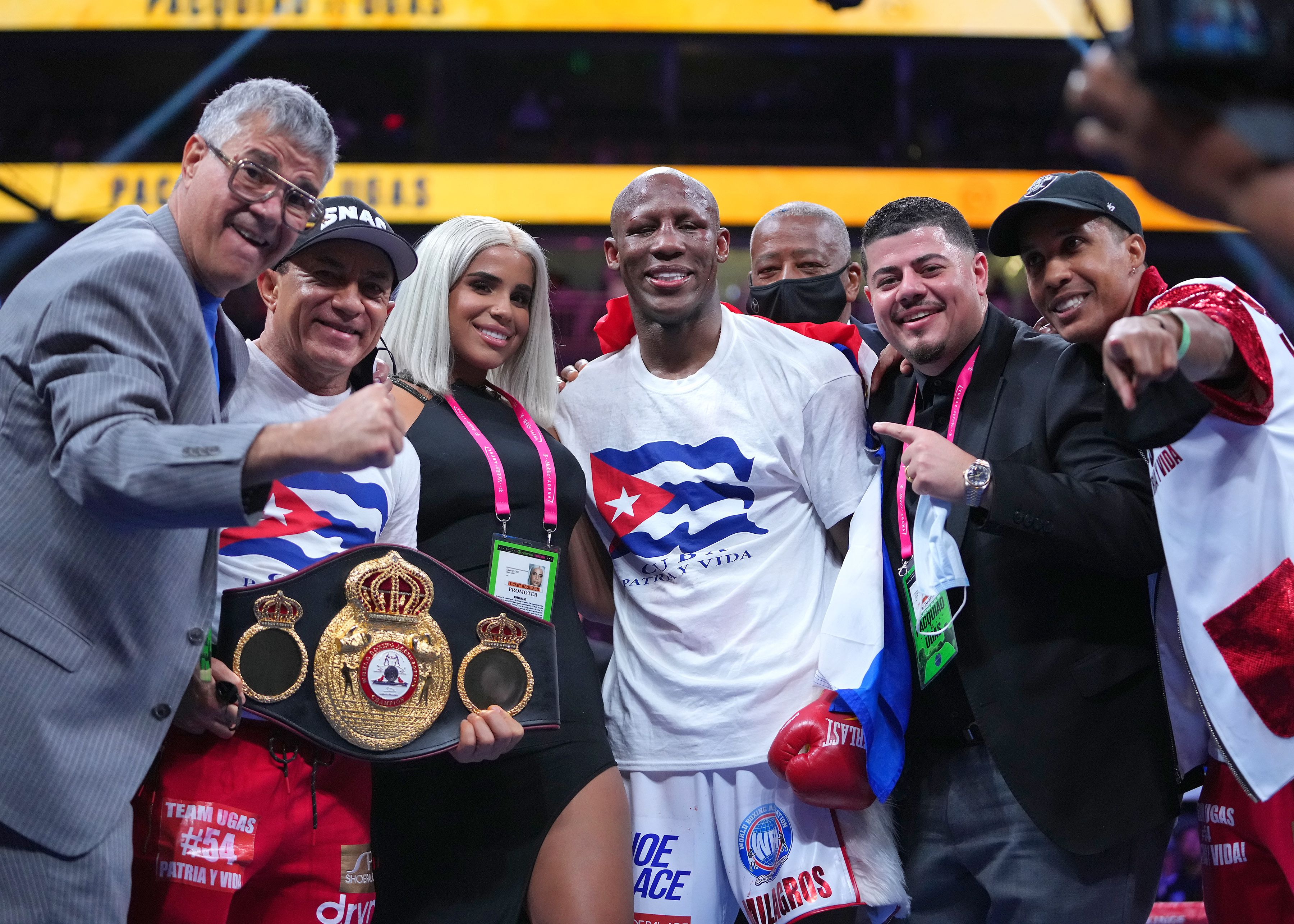 Canelo Alvarez Vs. Jermell Charlo Guide: Match Card, Betting Odds & Predictions