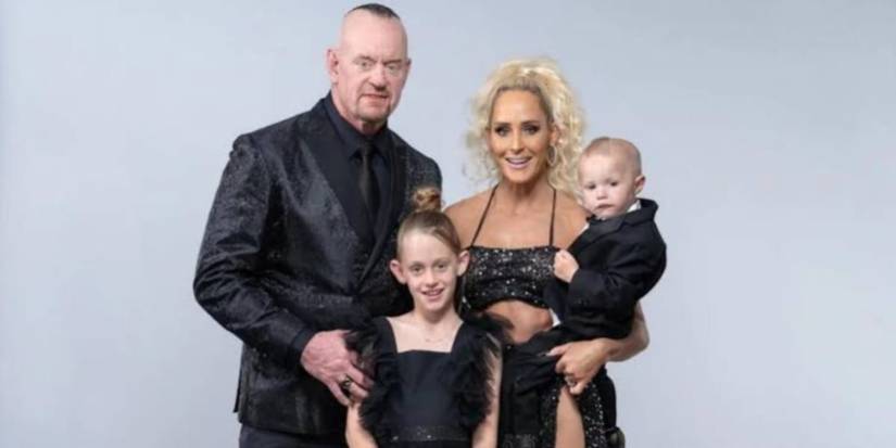 Michelle McCool: Age, Height, Husband & More