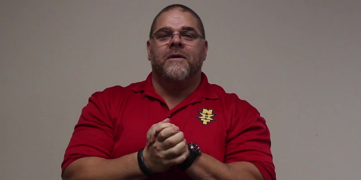 4 Wrestling Personalities That LA Knight Gets Along With (& 4 That He ...