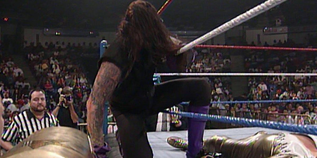 The First 10 WWE Wrestlers To Defeat The Undertaker (In Chronological ...