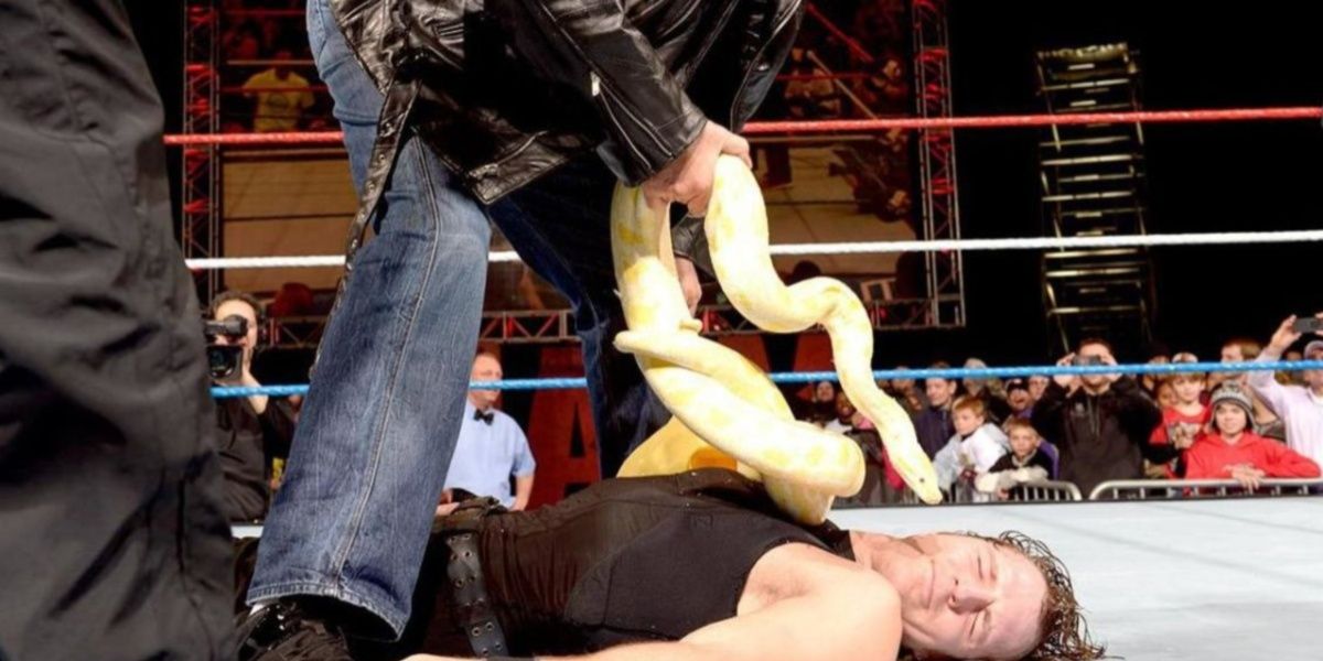 10 Wholesome WWE Moments Fans Forgot About
