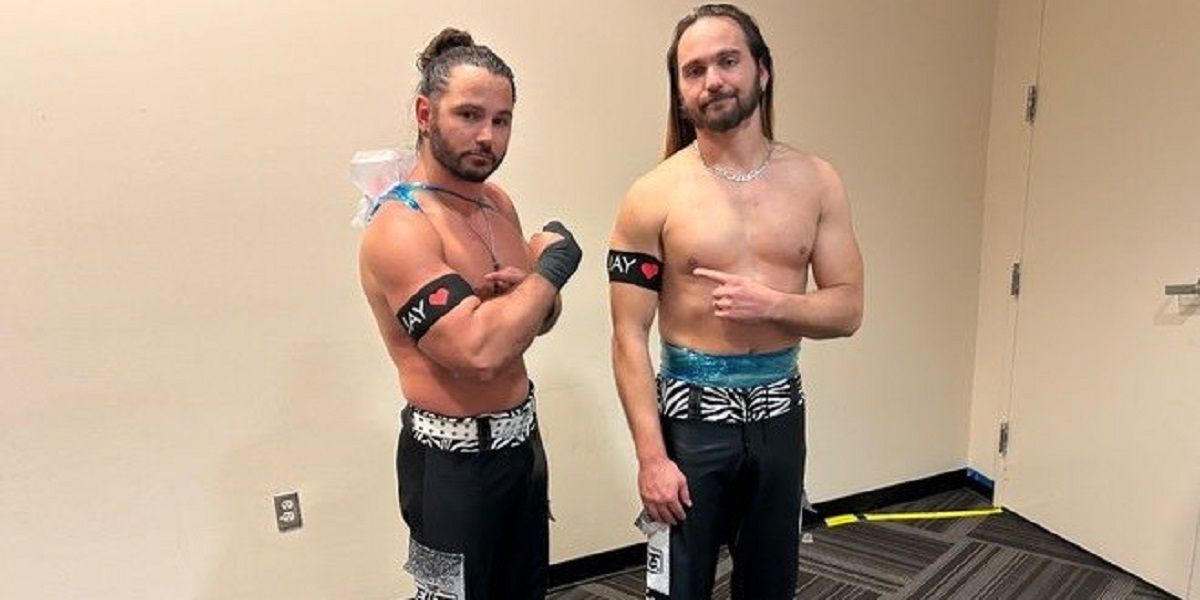 10 Wrestlers Who Look Tough Inside The Ring (But Not On Social Media)