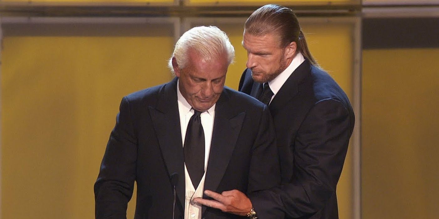 10 Shocking Reconciliations Between Wrestlers Who Buried The Hatchet