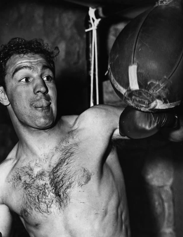 10 Most Aggressive Boxers Of All Time, Ranked By Skill