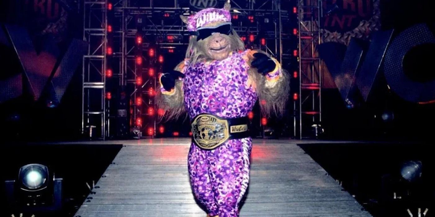 10 Forgotten WCW TV Personalities