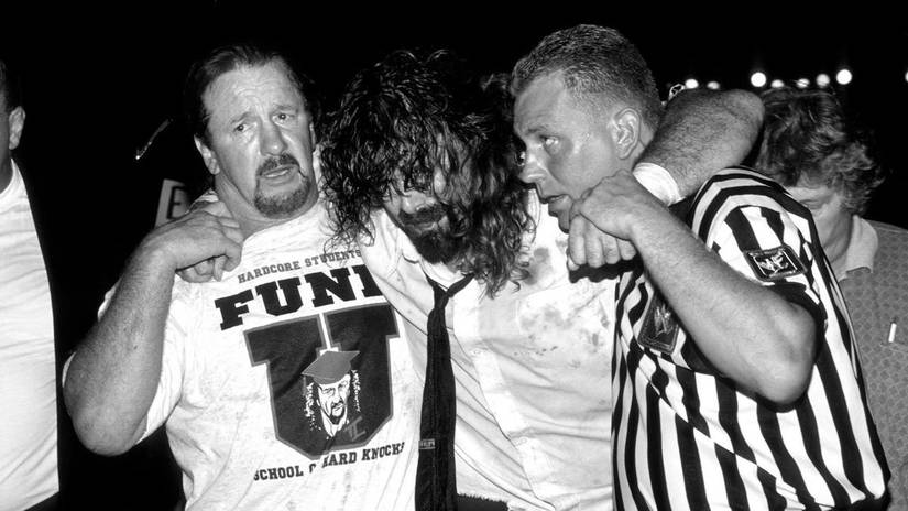 Behind-The-Scenes Stories From The Undertaker & Mick Foley's Hell In A ...