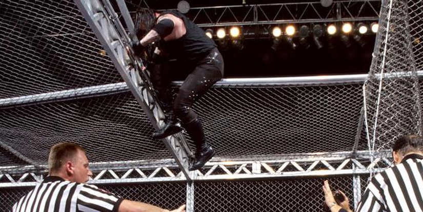 Behind-The-Scenes Stories From The Undertaker & Mick Foley's Hell In A ...