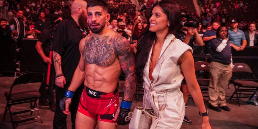 16 Current UFC Fighters With The Best Physiques