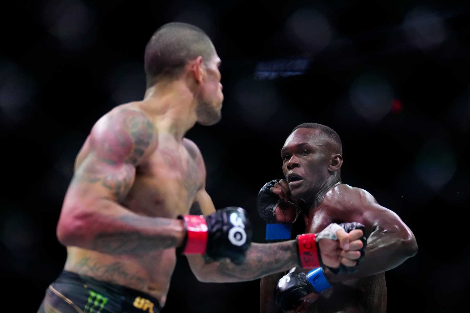 10 Things To Know About Alex Pereira's Kickboxing Career