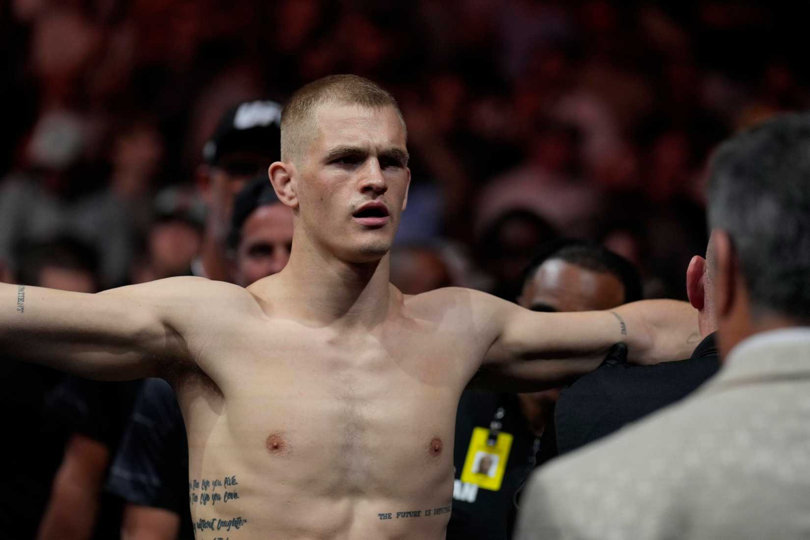 Ian Garry: Age, Height, Record & More