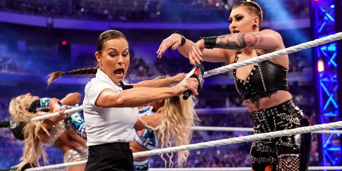10 Oldest Wrestlers To Perform In Royal Rumble Matches, Ranked By Age