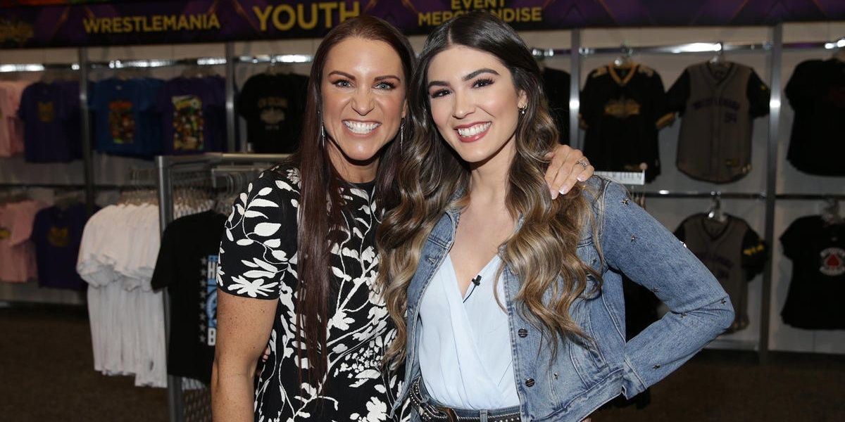 Cathy Kelley's Age, Height, Relationship Status & More