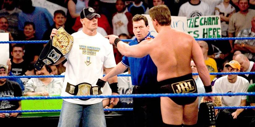 Rarest WWE Gimmick Matches (& How Many Times They Were Used)