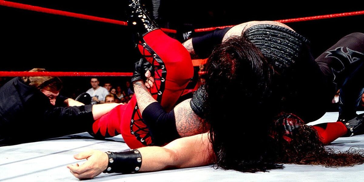 Every Kane Vs. Undertaker WWE Match, Ranked