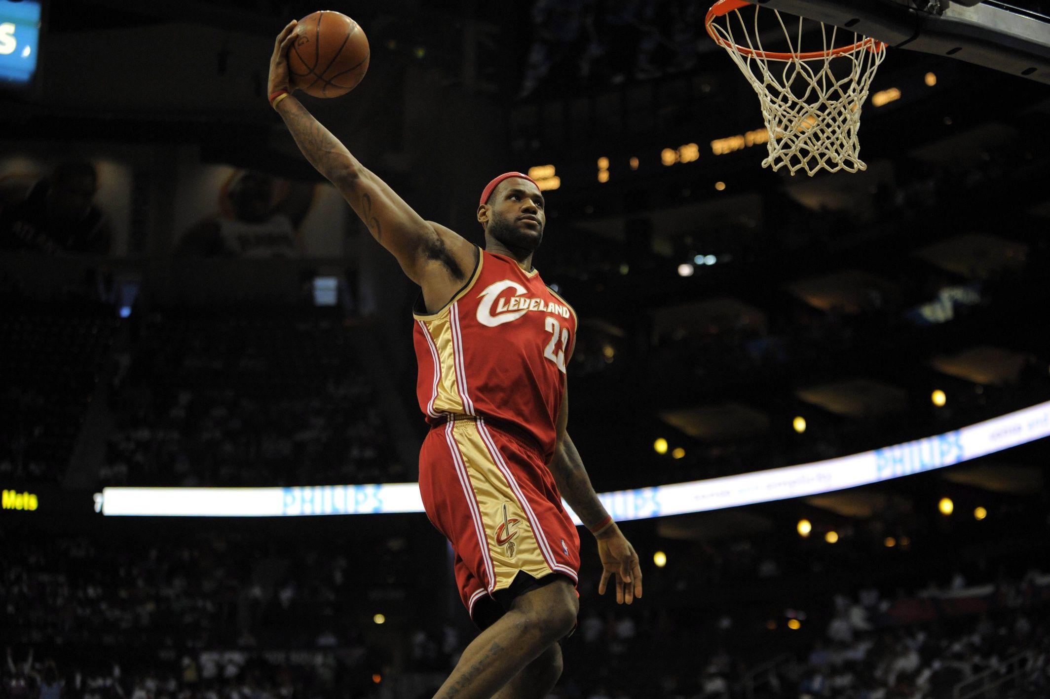 21 Greatest Individual Seasons In NBA History