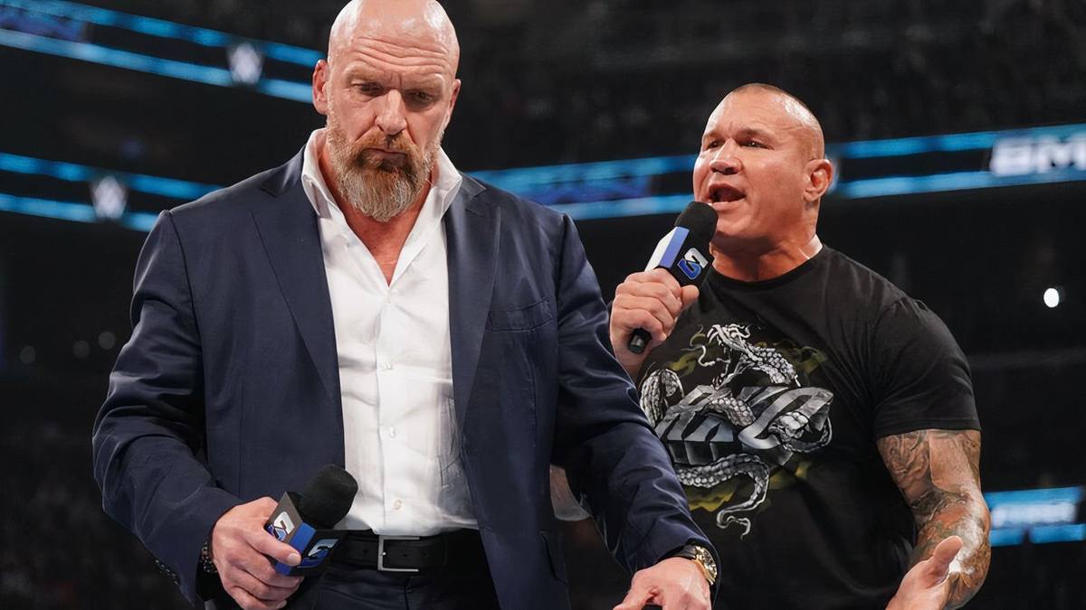 "It's Strange" - Fans React as Randy Orton's Wife Calls Out WWE's ...