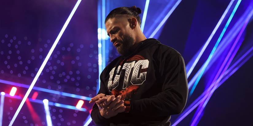 How CM Punk's "Favor" Can Be The Key To Roman Reigns' Babyface Redemption