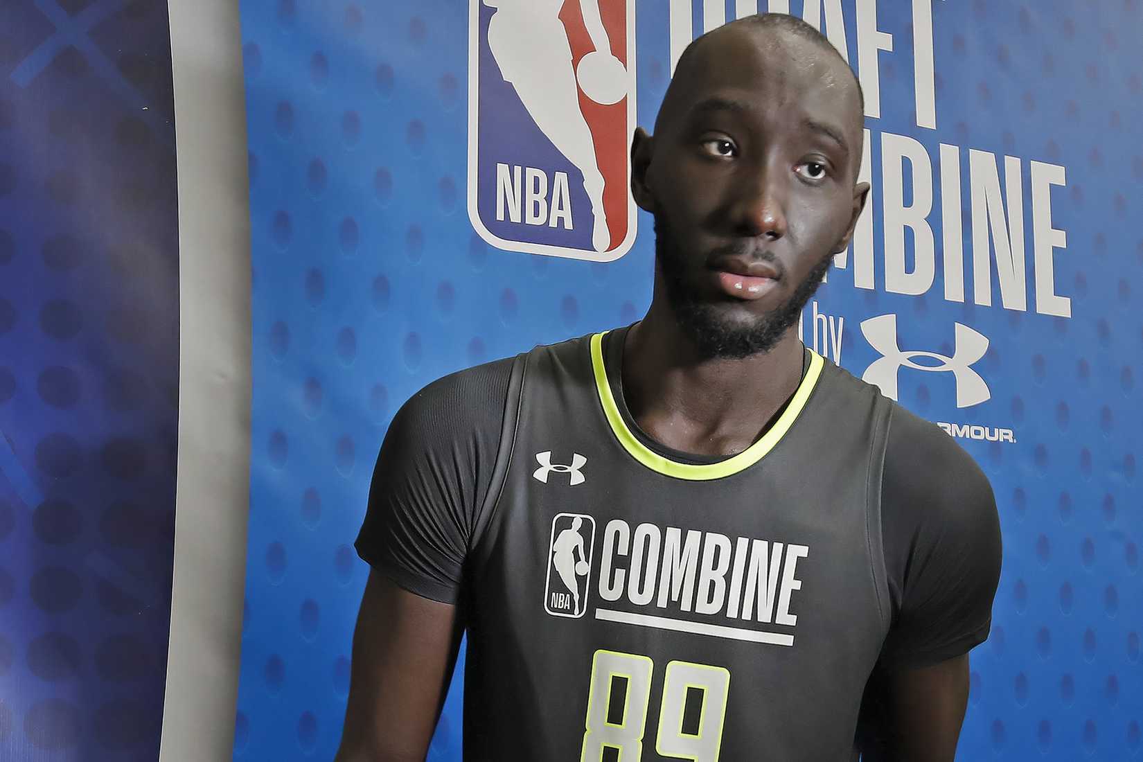 The 16 Heaviest Players In NBA History, Ranked By Weight