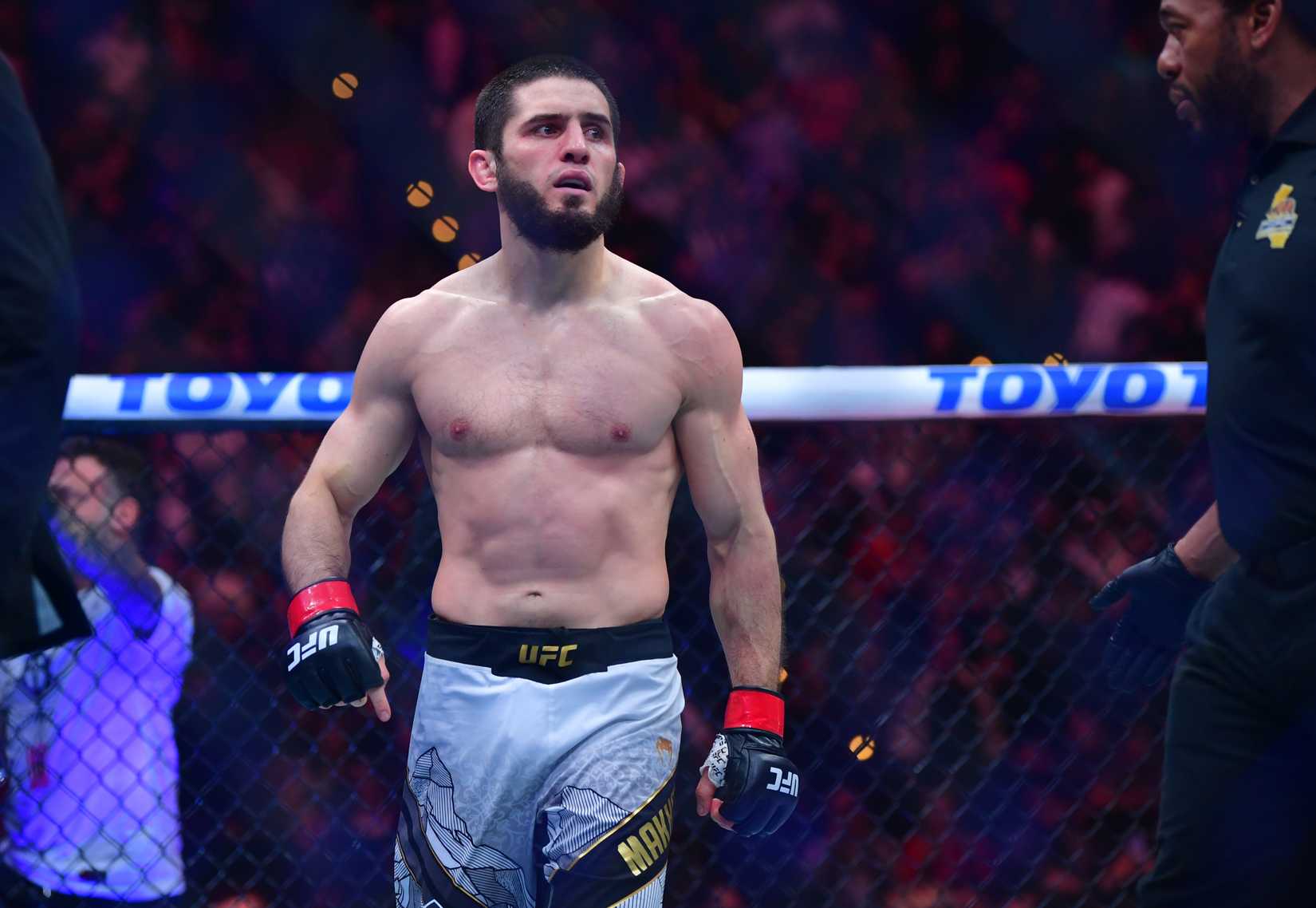 10 Best Performances Of Islam Makhachev's UFC Career, Ranked