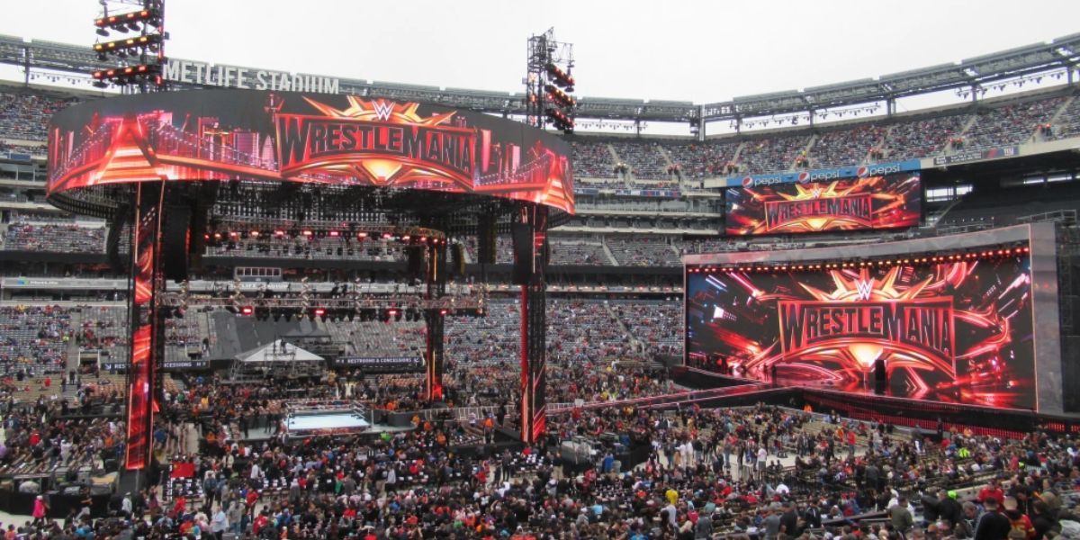 Worst WWE WrestleMania Stage Designs That Weren't Worthy Of The Event