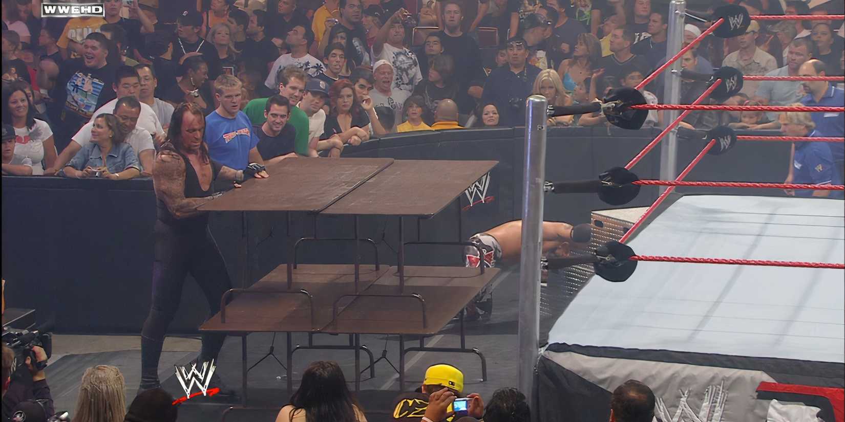Spots That Make Wrestling Look Fake (Even to Fans)