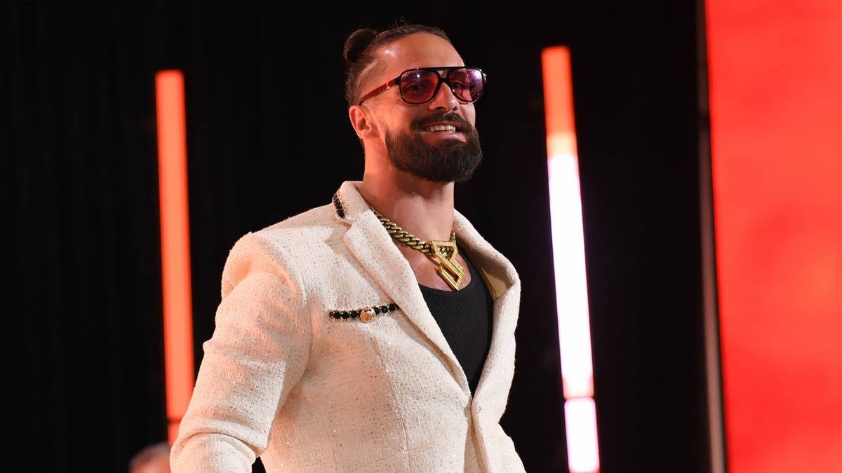 WWE Star Seth Rollins Seen Wearing Arm Sling After RAW