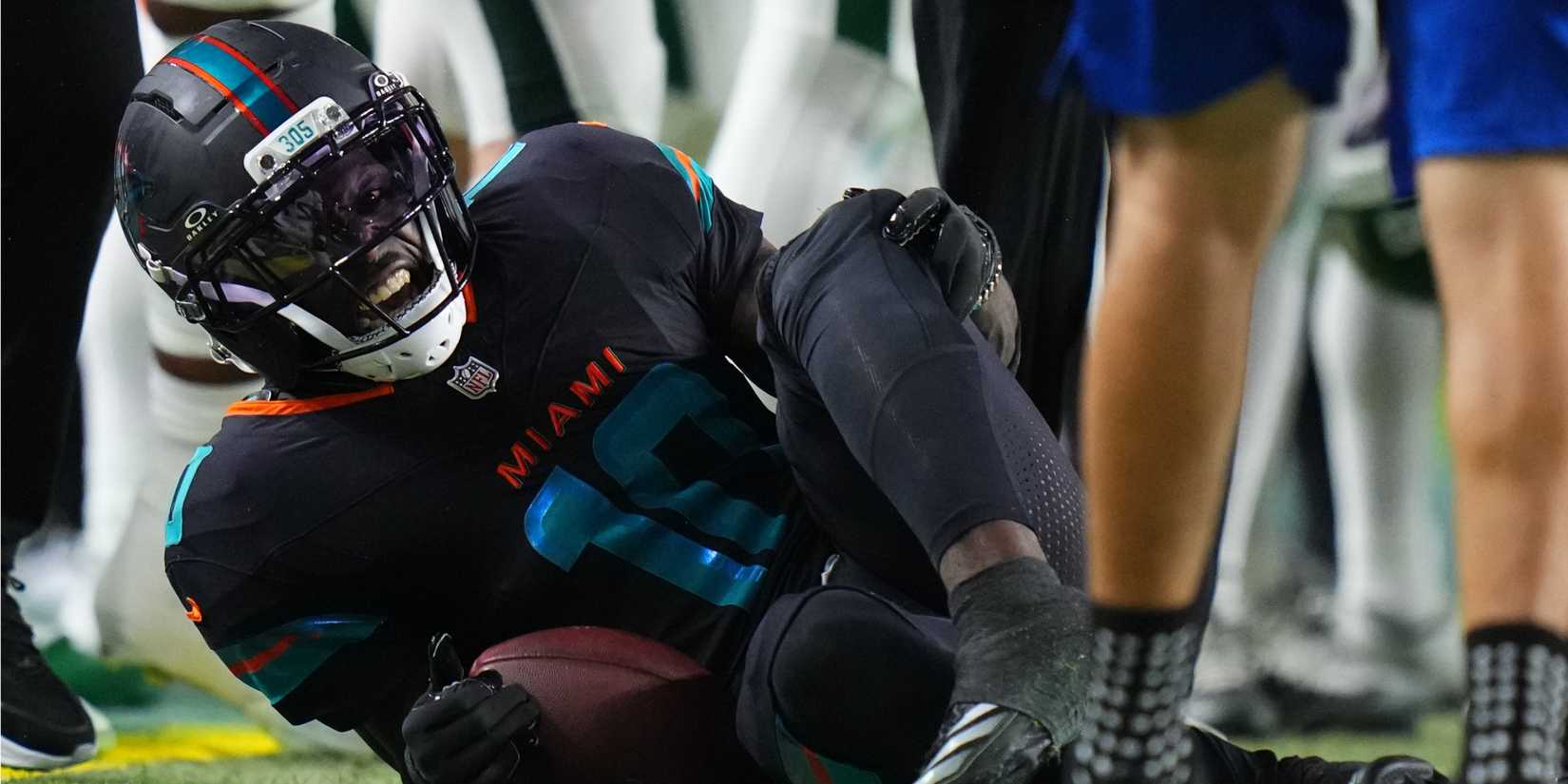 Tyreek Hill Placed on Injured Reserve With Multiple Knee Injuries