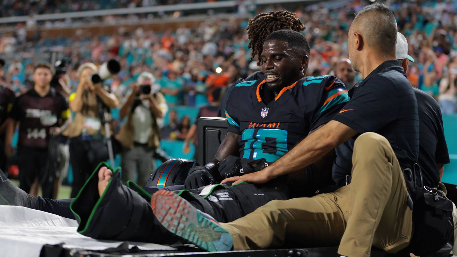 Tyreek Hill Placed on Injured Reserve With Multiple Knee Injuries