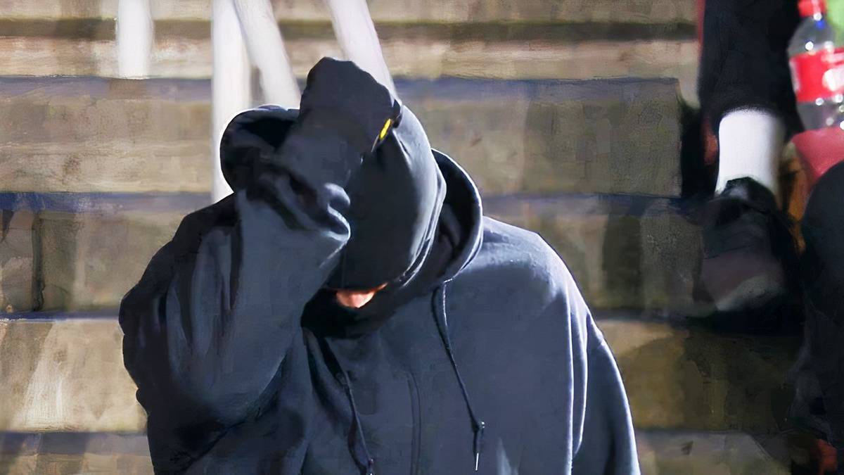 Identity Of The Masked Man Revealed On WWE Raw Identity Of The Masked Man Revealed On WWE Raw